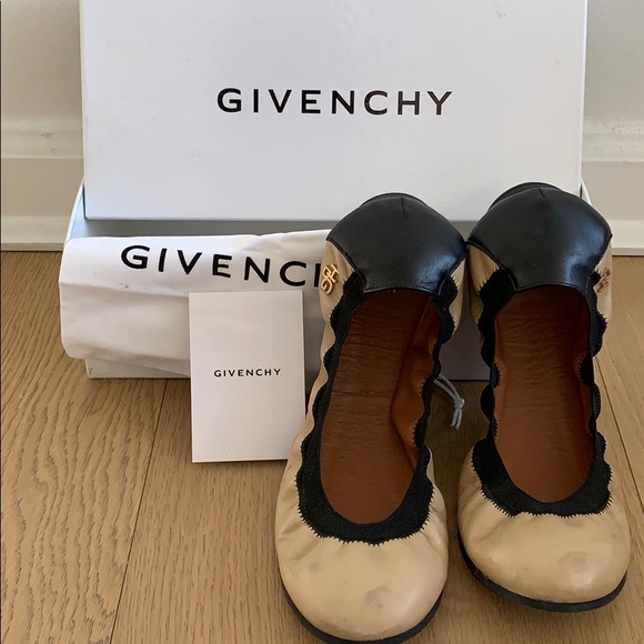 Givenchy | Shoes | Givenchy Black And Taupe Ballet Flats | Poshmark